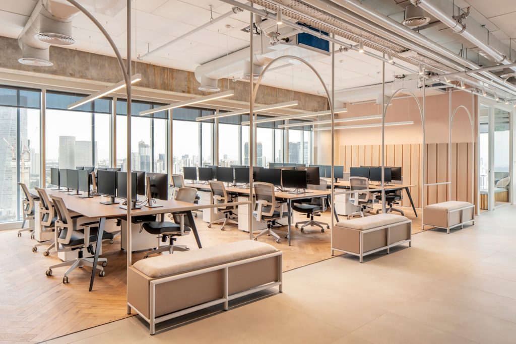Bench and benches, the perfect office assistant